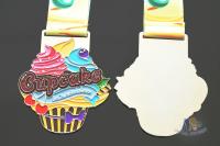 China Custom Die Cast Zinc Alloy 70mm 3mm Running Marathon Medal with Sublimated Ribbon for sale