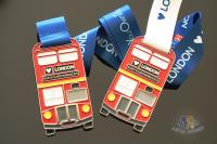 China Custom Soft Enamel Sports Medal 70mm x 3mm Zinc Alloy Die Cast with Gold Plating for sale