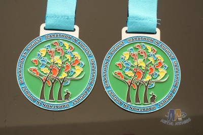 China Custom Zinc Alloy Sports Medals 80mm Die Cast Running Marathon Medals for sale