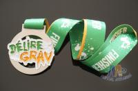 China Custom Award Medals Spray White and Colors Filled Zinc Alloy 50mm for Business Gift for sale