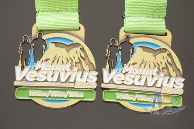 China Custom Soft Enamel Running Medals 80mm Zinc Alloy Die Cast Marathon Medals for sale
