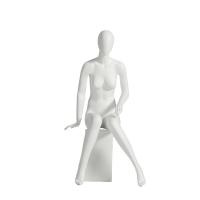 China Fiberglass 145CM Height Seated Female Mannequin For Photography Studios for sale