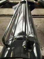 China Lifting Double Hydraulic Cylinder With Hard Chrome Plated Intermediate Pivot Pin for sale