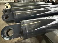 China ODM High Tonnage Luffing Hydraulic Cylinder With Hard Chrome Plated Surface High Pressure for sale