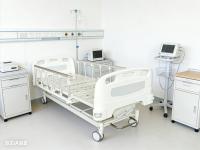 China Manual Two-Crank Hospital Bed 250kg Capacity ABS Panels Bi-Directional Protection B4-2 for sale