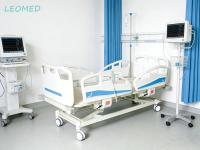 China Five-Function Electric Hospital Bed 0-14 Degree Trendelenburg Tilt 1.1mm Cold-Rolled Steel Bed Pan ICU Medical Positioning for sale