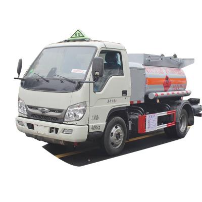 China Foton Forland Brand New Small Size 2CBM Fuel Oil tank Truck Mini Fuel Bowser for sale