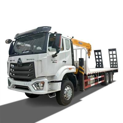 China SINOTRUK HOWO 6x4 Flat Bed Truck Mounted Crane for sale