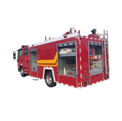 China Mini Isuzu  Holding 3+3 Person 3.6 Cbm   Jet Height 40m Discharge 20L/s Drive Speed 100km/h Water tank  Water tank Fire Truc for sale