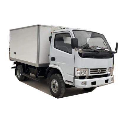 China Factory Supply Dongfeng 4x2 New Brand Chassis 5Tons Refrigerator Truck Freezer Low Temperature Box for sale