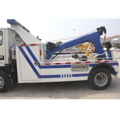 China Remote Control Platform Road Wrecker Recovery Truck With Crane 99km/h for sale