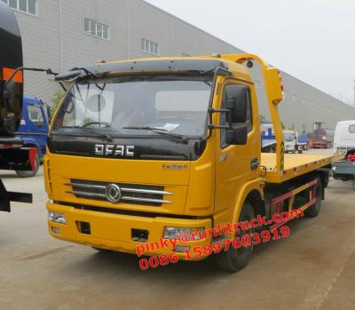 China 4Tons Wrecker Tow Truck With Crane , Euro 4 Platform Towing Trucks 90Km/h for sale