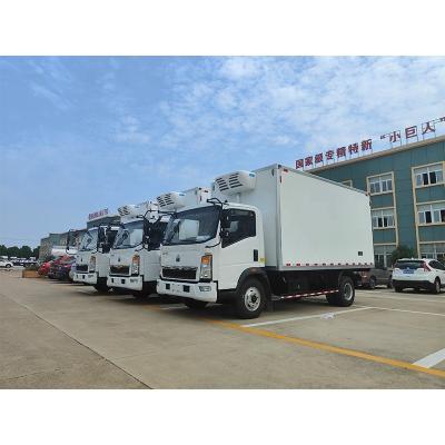 China SINOTRUK 4x2 LHD Or RHD Refrigerator Box Truck Thermo King Freezer Truck for sale
