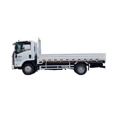 China Qingling Isuzu KV100 131 Horsepower 4.205 Meters Single Row Guardrail Light Truck for sale