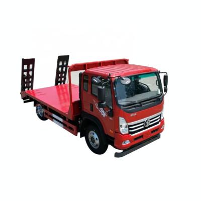 China Sinotruk 4x2 Flatbed Work Trucks Flat Bed Carrier Eighth Speed Gearbox 9.00 R20 Tyre for sale
