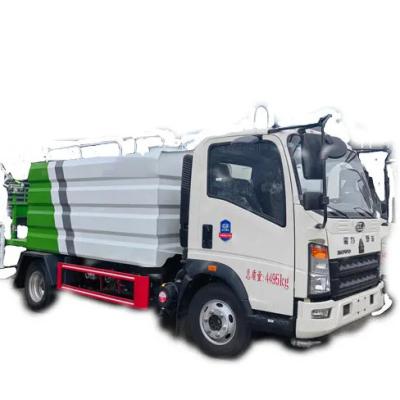 China Cheap HOWO  4x2  8000 Liters Water Bowser Truck With Right Hand Driver and Water Bowser Square Tanker for sale