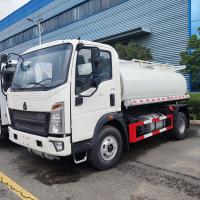 China Hot Sale Sinotruk Howo 5000 Litres High Quality Oil Tank Truck 4*2 Manual Fuel Tanker New Condition for sale
