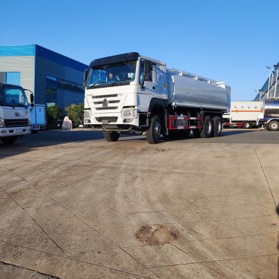 China 2025 Sinotruk Howo 6x4 Fuel Tank Truck with 25000L Oil Tanker Customizable Manual Transmission New Condition for sale