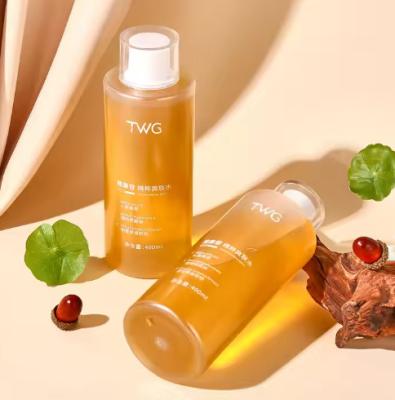 China Facial Toner Centella Asiatica Shrink Pores Tighten Skin Smooth Face Toner Brightening Moisturizing Alpha-Arbutin Skin Toner for sale