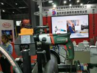 China Narrow Design Cold Cutting Pipe Equipment With METABO Motor Ajustable Speed for sale