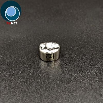 China Stainless Steel Dental Crown For Adults And Children Stain-resistant For Dental Restorations Silver for sale