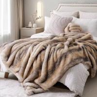 China Winter Thick Faux Fur Blanket Faux Animal Fur Household Items for sale