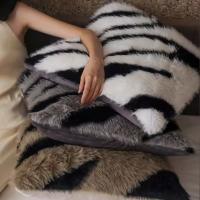 China Machine Washing Faux Fox Fur Throw Pillow  50cm Soft Fox Fur Decorative Pillow for sale