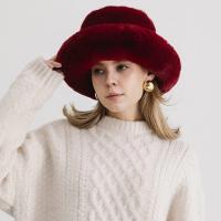China Machine Washable  Polyester Hats 7.5cm Anti Static  Faux Fur Hats for sale