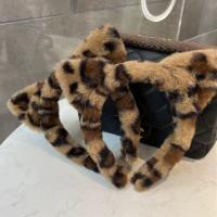 China Retro Plush Leopard Print Headband for sale