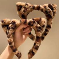 China Retro Plush Leopard Print Headband for sale
