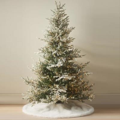 China Natural Faux Fur Christmas Tree Skirt Chloe Faux-Fur Stocking for sale