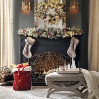 China Natural Faux Fur Christmas Tree Skirt Chloe Faux-Fur Stocking for sale