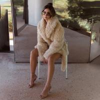 China Cream Chocolate Oversized Collar Faux Fur Coat for sale