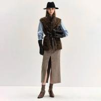 China High Insulation Animal-Friendly Customizable Faux Fur Waistcoat for Women - Loose Fit Sleeveless Fur Vest for sale