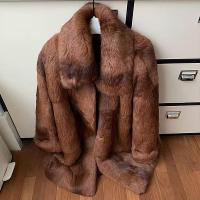 China Vintage-Inspired Collared Faux Fur Coat with Classic Collar and 100% Polyester Shell for sale