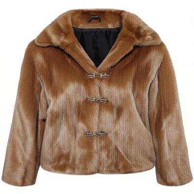 China Fall and Winter Faux Fur Coat with High Abrasion Resistance, Polyester Lining, and Hook-and-eye Closure for sale