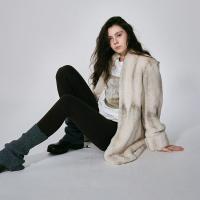 China Slavic Aesthetic Stand Up Collar Wide Shoulder Sleeve Faux Fur Coat for sale