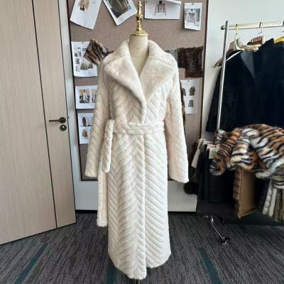 China Women Faux Fur Coat Ecofriendly Fur Coat Sizes S44 To XL50 Support Customization Perfect For Winter Fashion for sale