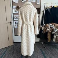 China Women Faux Fur Coat Ecofriendly Fur Coat Sizes S44 To XL50 Support Customization Perfect For Winter Fashion for sale
