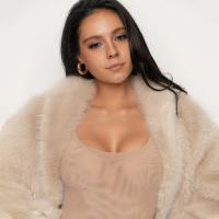China Women Beige Cropped Manhattan Faux Fur Coat for sale
