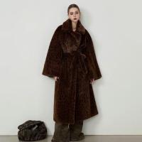 China Customizable Colors High Abrasion Resistance Insulated Warmth Faux Fur Coat for Winter Fashion for sale