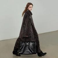China Customizable Colors High Abrasion Resistance Insulated Warmth Faux Fur Coat for Winter Fashion for sale