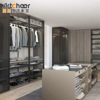 China Customized Walk in Wardrobes in Complete Set for Luxury Bedroom Resorts Furniture for sale