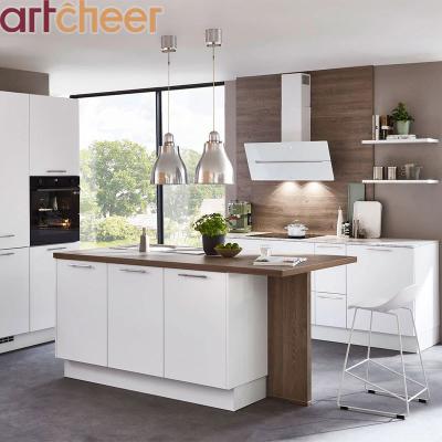 China Eco-Friendly Modular Kitchen Cabinets with 5 Year Warranty and Customizable Color Options for sale