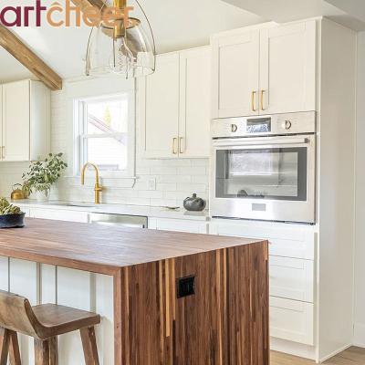 China Custom Solid Wood Kitchen Cabinets with Shaker Style Design for Easy Assembly and Modern Kitchens for sale