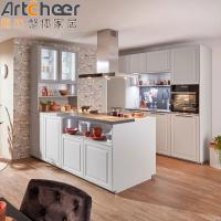 China Solid Wood Kitchen Cabinet Ready to Assemble with Modern Shaker Door Design for sale