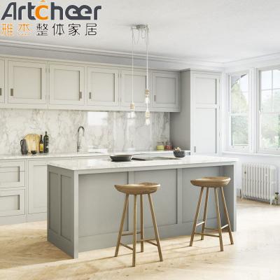 China Artcheer Solid Wood Shaker Door Kitchen Cabinet with Customizable Color and 5 Year Warranty for sale