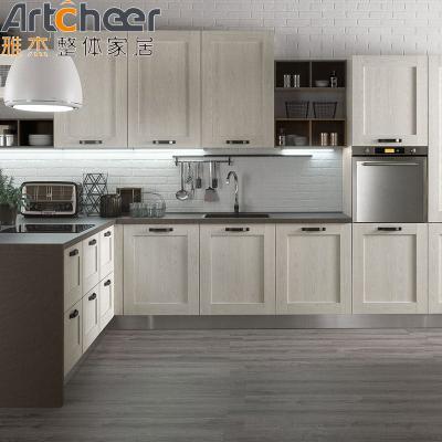 China Wooden Shaker Door Kitchen Cabinet with Half Bullnose Eco-Friendly Design and 5 Year Warranty for sale