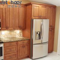 China Modern Design Solid Wood Kitchen Cabinet Customized Size Kitchen Furniture for sale