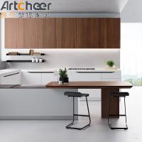 China European Design Kitchen Cabinet with 3 Years Guarantee and Customized Color for Luxury Apartments for sale